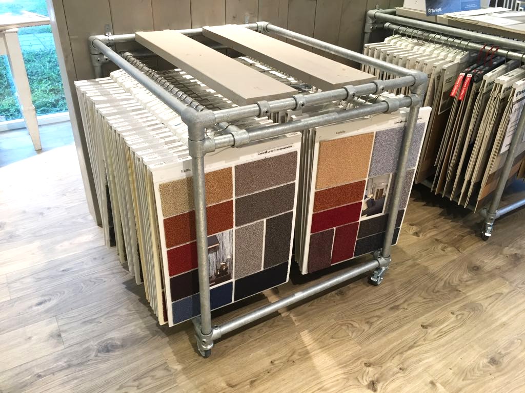 Stalen frame op maat – duurzaam & sijlvolle steigerbuizen